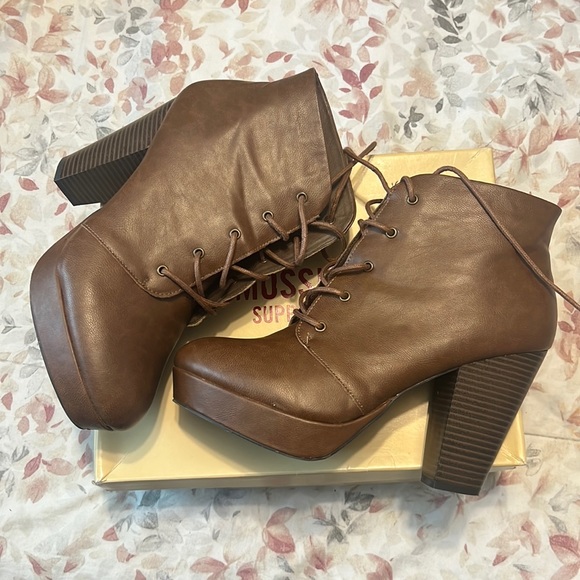 Mossimo Supply Co. | Shoes | Mossismo Supply Co Brown Cognac Lqce Up ...